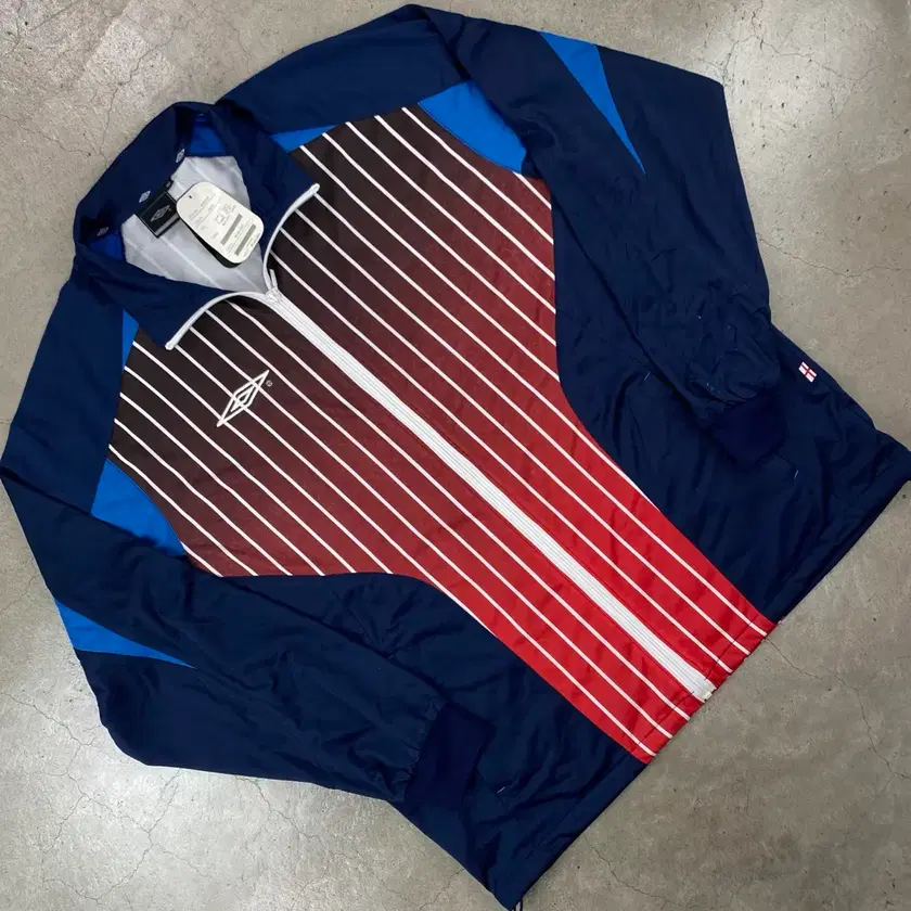 UMBRO | 엄브로 Umbro England Logo Stripe Pattern Track Top #엄브로,#트랙탑,#저지 ...