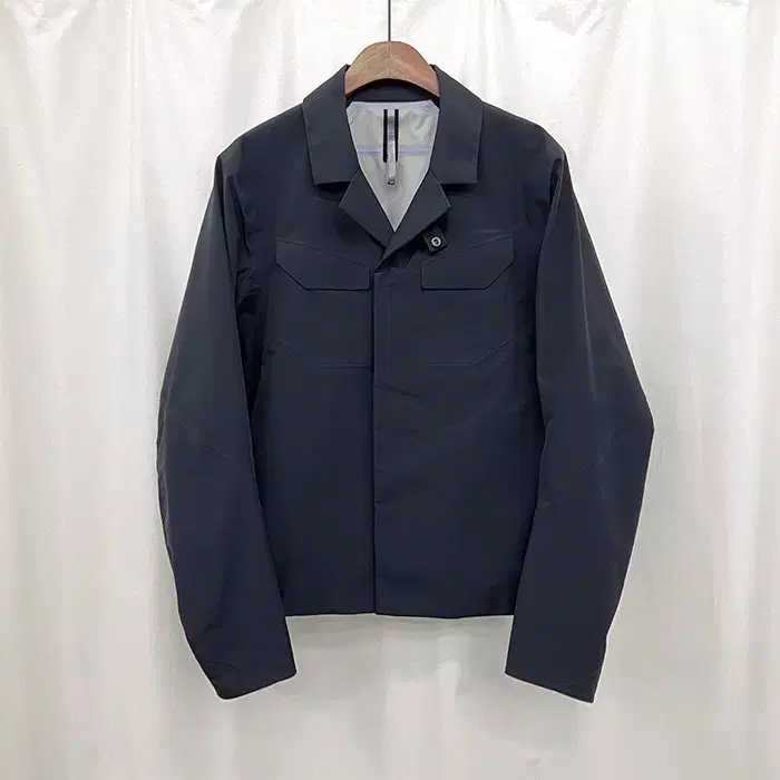 ARC'TERYX | 아크테릭스 Arcturix Veilance Gabriel Jacket #아크테릭스베일런스,#아크테릭스,#아크테릭스자켓 on Bunjang Global ...