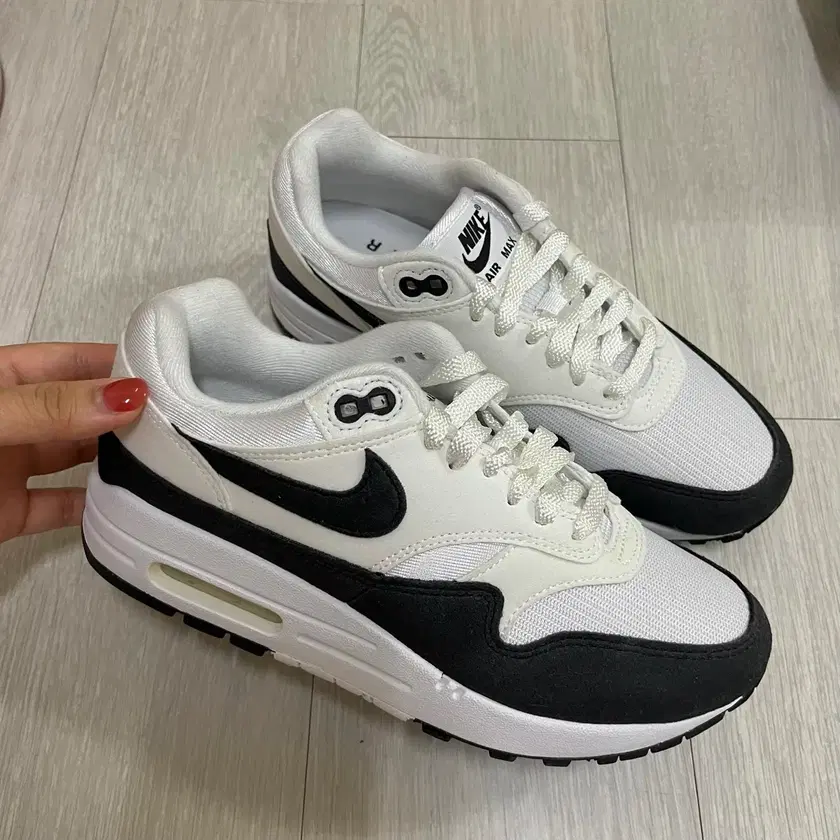 NIKE | 나이키 Nike Air Max 1 Summit White New (DZ2628-102) on Bunjang ...