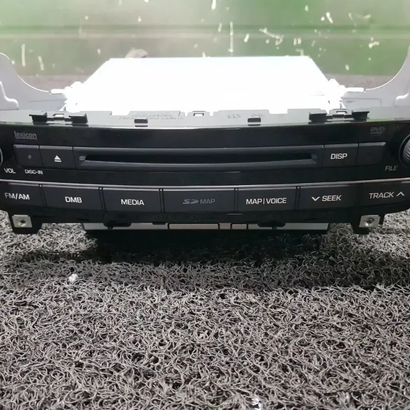 1942. EcuS VI Medium-sized Audio AVN 96560-3N900 on Bunjang Global Site.