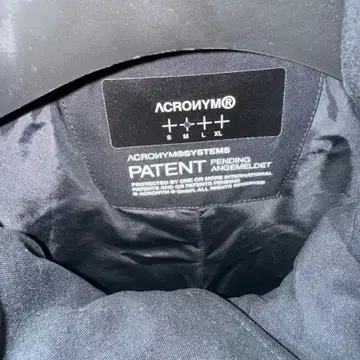 Coat #Acronym,#테크웨어 on Bunjang Global Site.