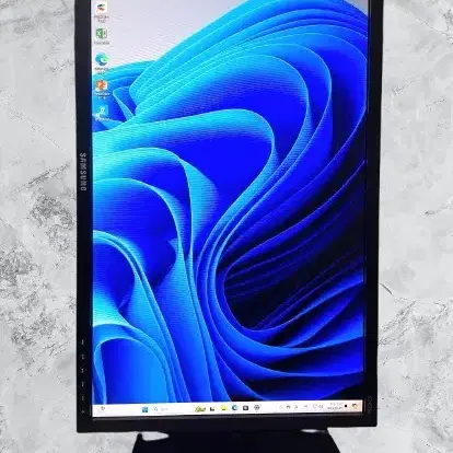 삼성 모니터 #컴퓨터,#모니터,#삼성 on Bunjang Global Site.