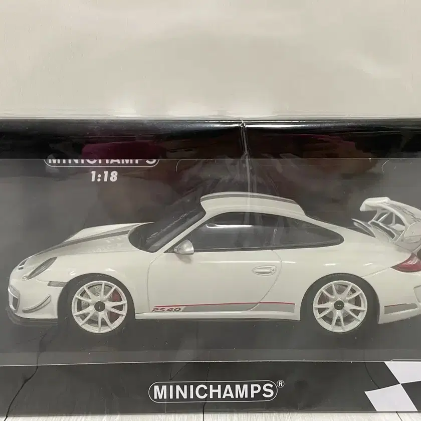 1:18 Mini Champ Porsche 997 GT3RS 4.0 Diecast on Bunjang Global Site.