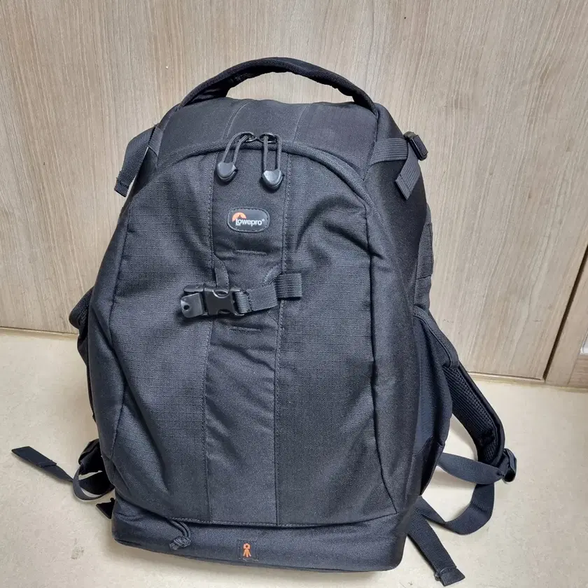 LowPro Flipside 400AW on Bunjang Global Site.