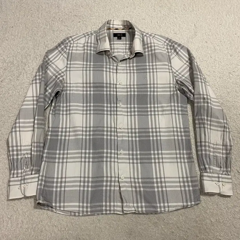 DAKS | 닥스 Dak's shirt check on Bunjang Global Site.