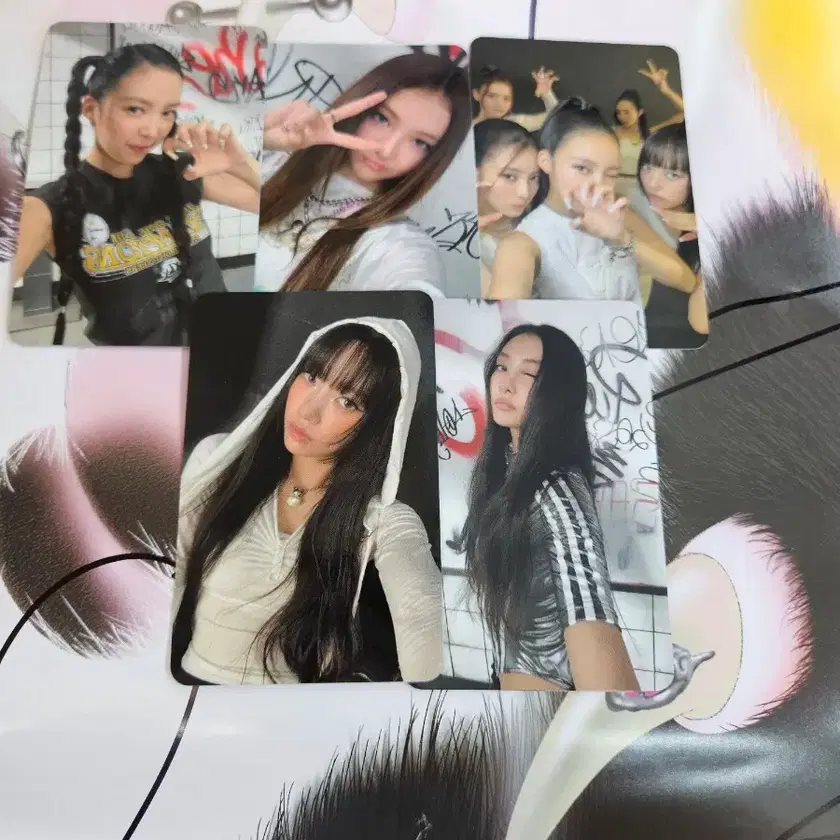 MEOVV Miyao broadcast photocard sign poster set bulk wts #MEOVV,#미야오 공방 ...