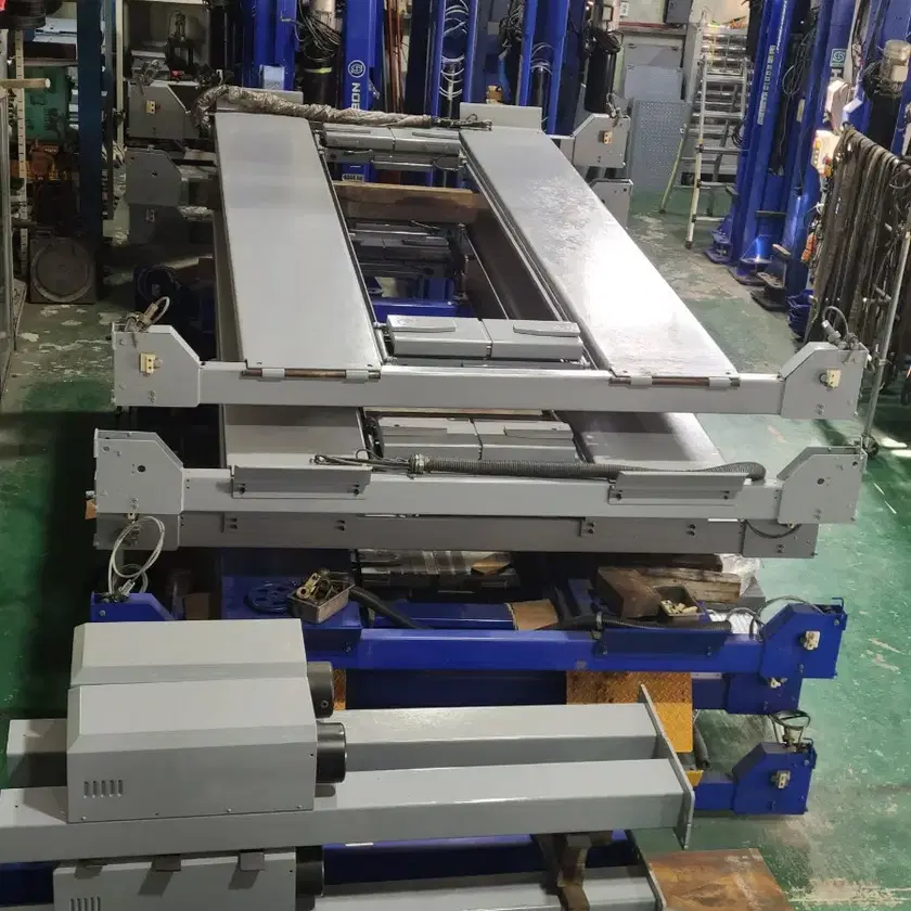 Hesbon 4 zuu car lift for sale. on Bunjang Global Site.