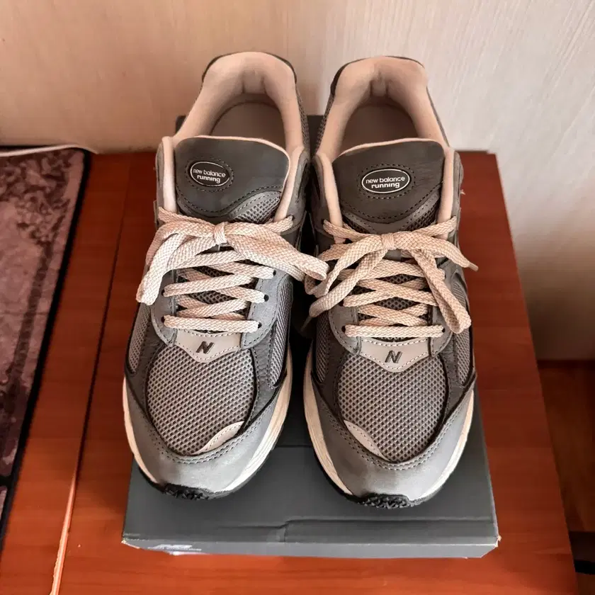 NEW BALANCE | 뉴발란스 New Balance/2002PremiumVintage Gray/280 #뉴발란스,#뉴발란스 ...