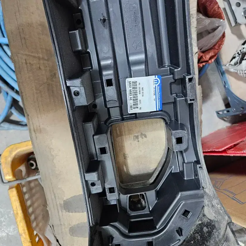 I sell Wrangler parts JL JK on Bunjang Global Site.