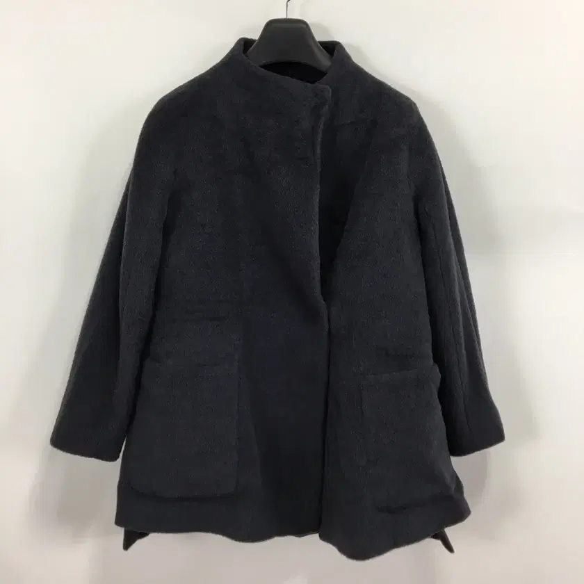 SJSJ SJSJ Ramaul Hidden Overcoat 82-94-160 #SJSJ,#라마,#라마울,#코트,#SJSJ코트 on Bunjang Global Site.