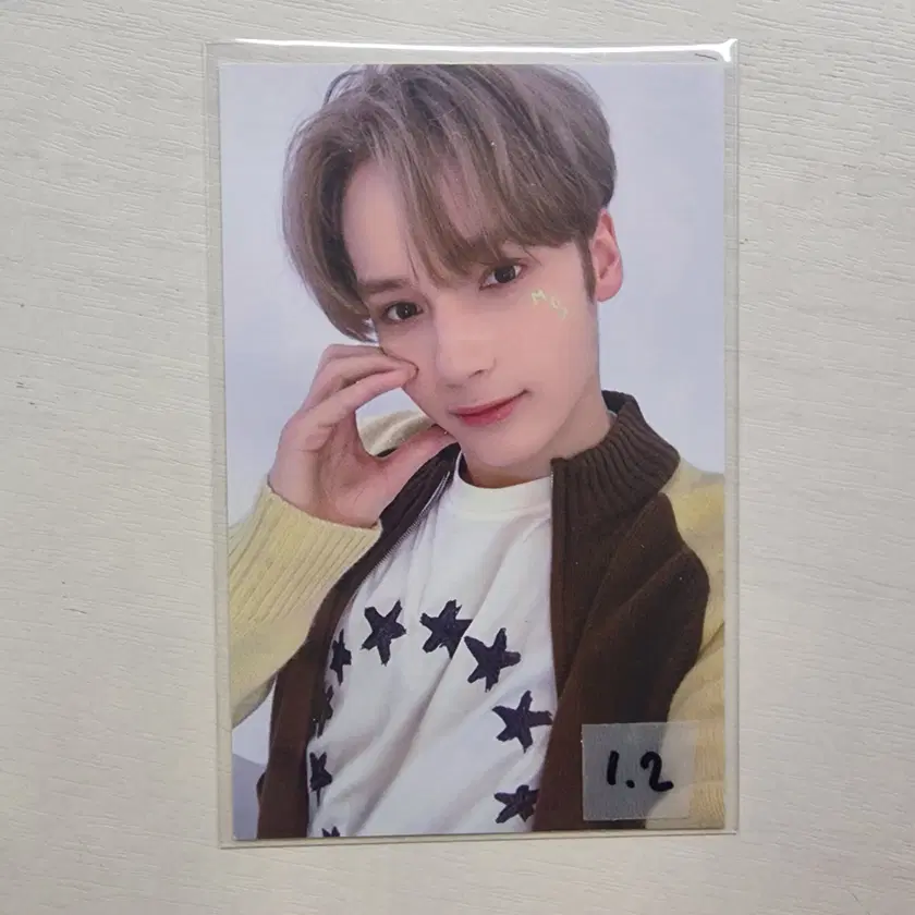 Tomorrow X Together 2024 Fan Live Moa Zone hueningkai sells photo cards ...