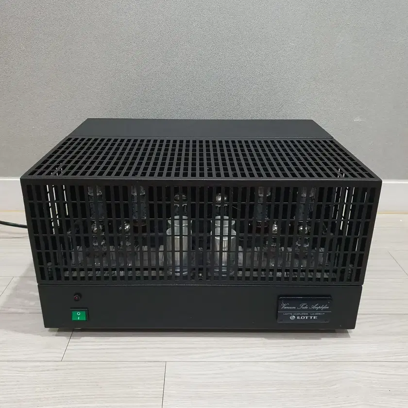 Lotte Vacuum Tube Power Amp LA-225VT on Bunjang Global Site.