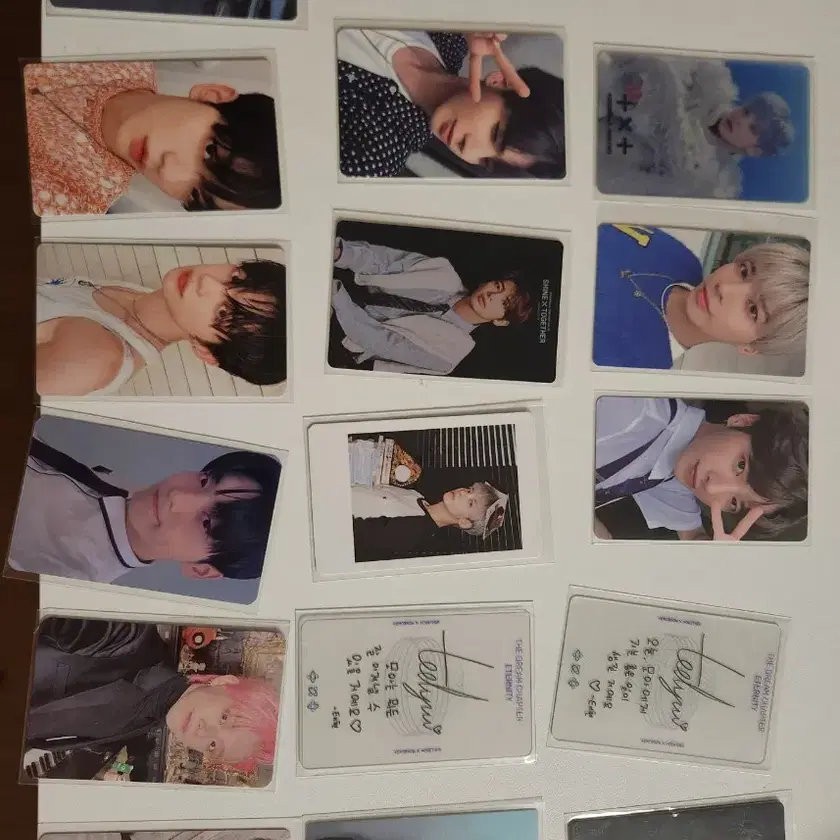 TOMORROW X TOGETHER | 투모로우바이투게더 txt yeonjun taehyun soobin photocard on Bunjang Global Site.