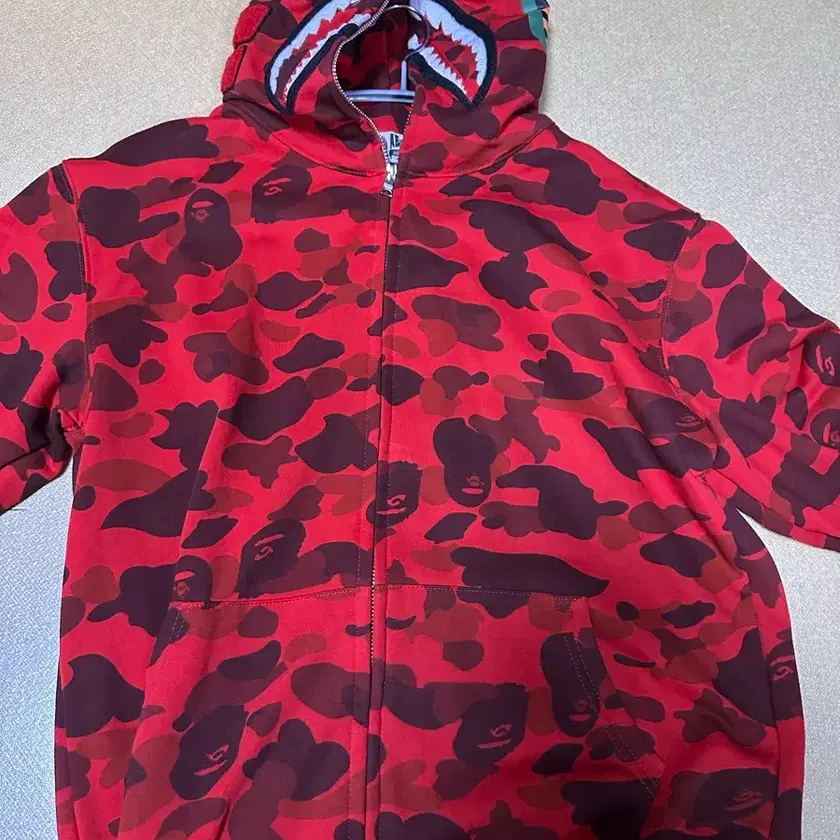 BAPE | 베이프 (Quick sale)Vape meter on Bunjang Global Site.