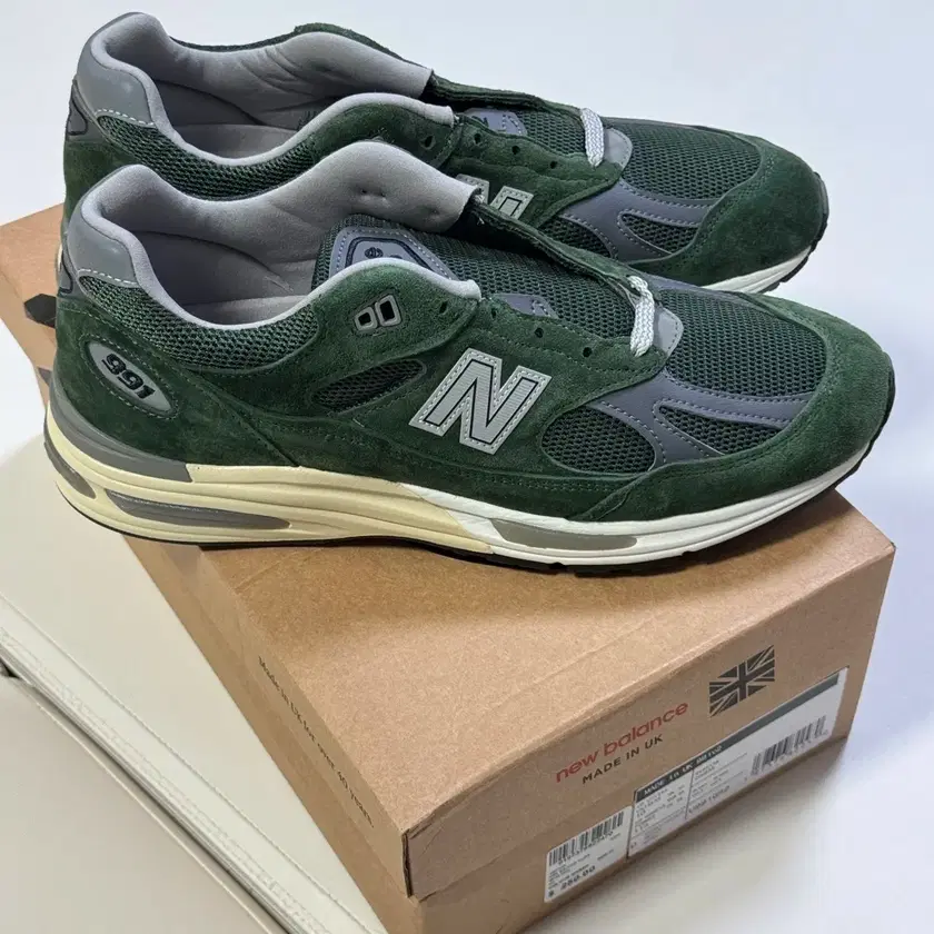 NEW BALANCE | 뉴발란스 New) New Balance 991v2 Made in UK Kombu Green Size ...