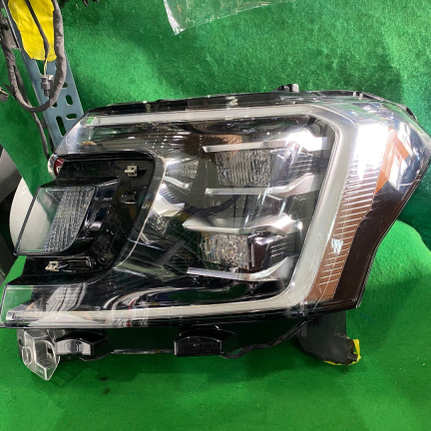 Ford Expedition LED Headlights on Bunjang Global Site.