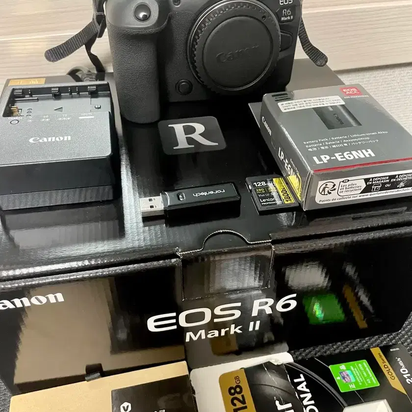 CANON | 캐논 Canon R6MARK2 R6M2 on Bunjang Global Site.