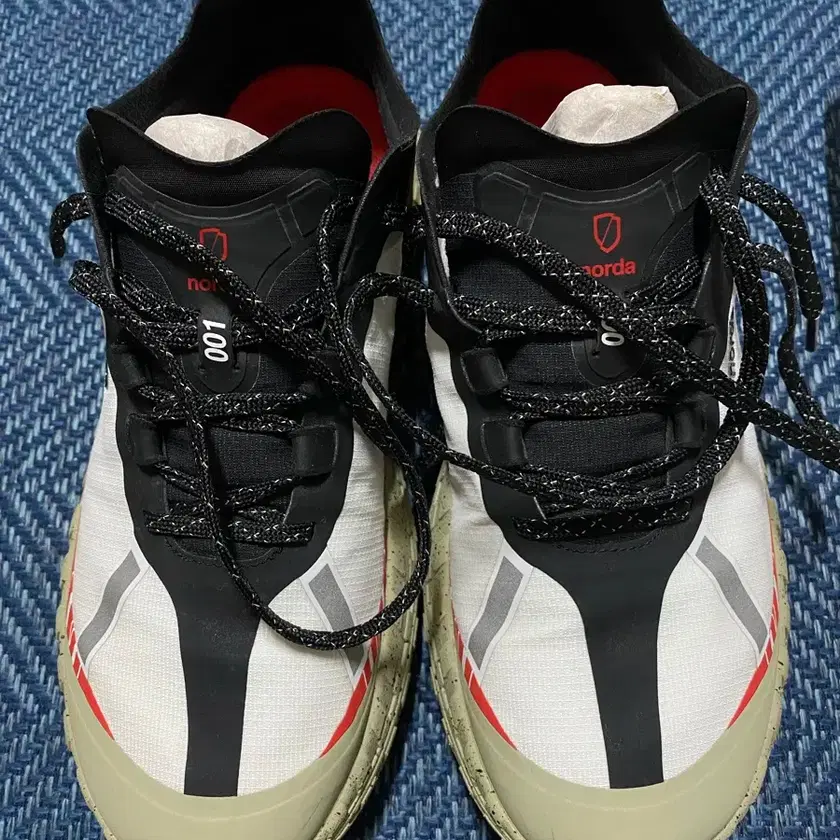 Noda X lay Jahab 001 Magma US9.5 (275) #Norda,#노다 on Bunjang Global Site.