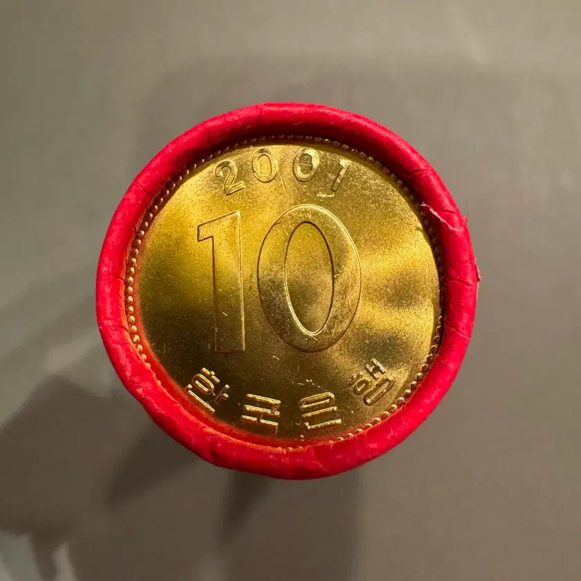 2001 10 zuu roll coins #2001,#롤,#주화,#10주,#10원 on Bunjang Global Site.