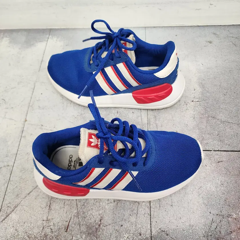 ADIDAS KIDS | 아디다스키즈 Adidas Key Sneakers (size 160) #아디다스키즈운동화,#아디디스키즈 ...