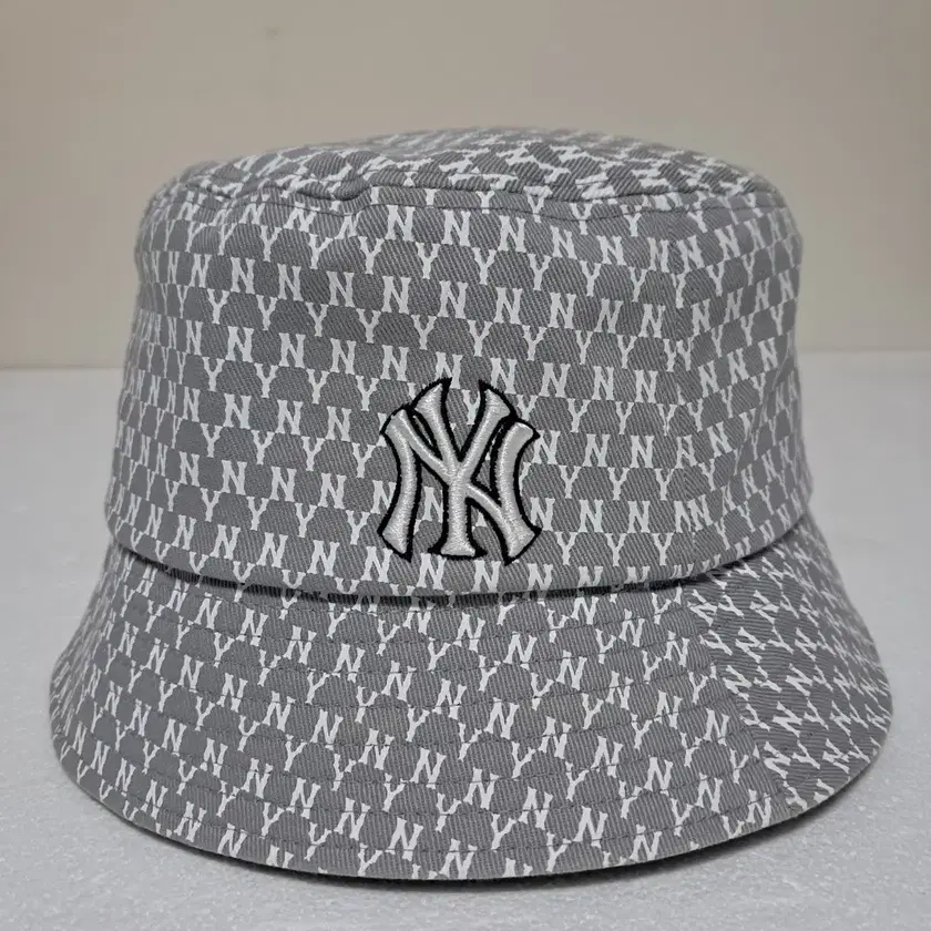MLB (57-58) MLB Monogrammed Yankees Bucket Hat #MLB모자,#MLB버킷,#양키스모자,#뉴욕양키스,#구제고고 on Bunjang ...