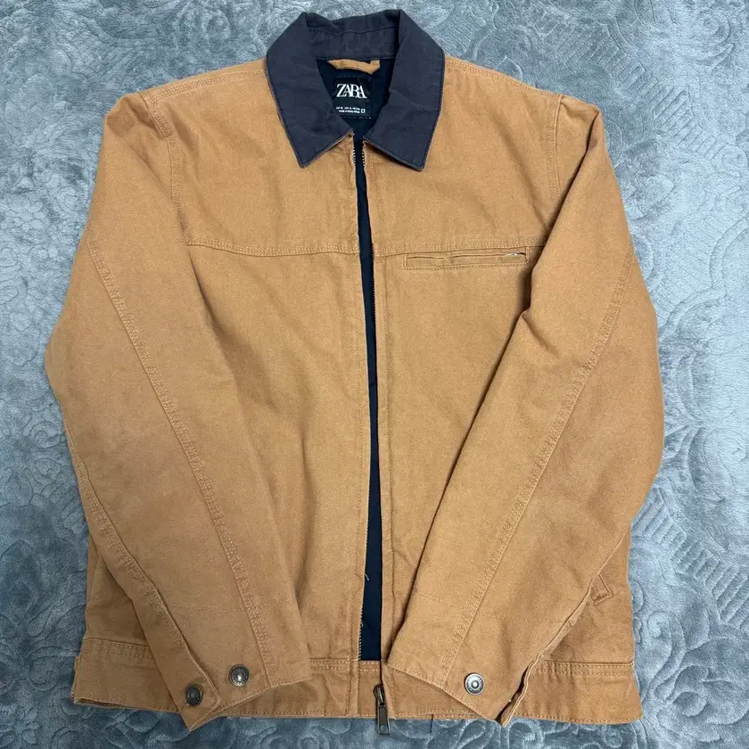 ZARA Zara Work jacket Calheart m on Bunjang Global Site.