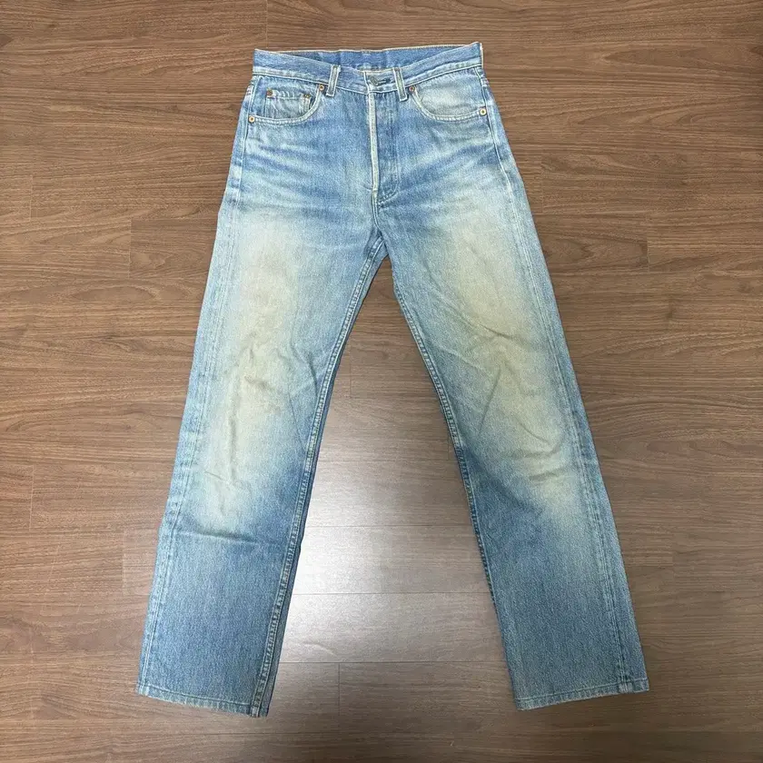 LEVI'S | 리바이스 Vintage 90s USA Levi's 501XX Size 27 on Bunjang Global Site.