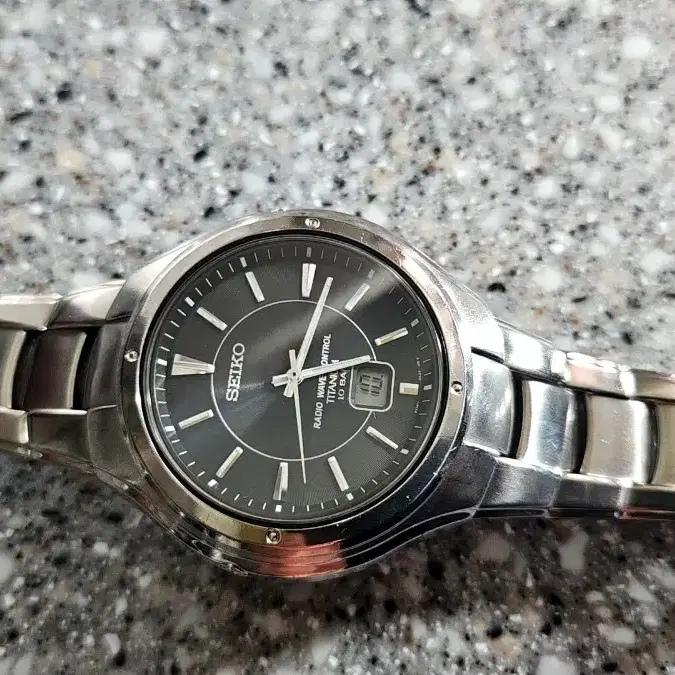 SEIKO | 세이코 Seiko Radio Timepieces on Bunjang Global Site.