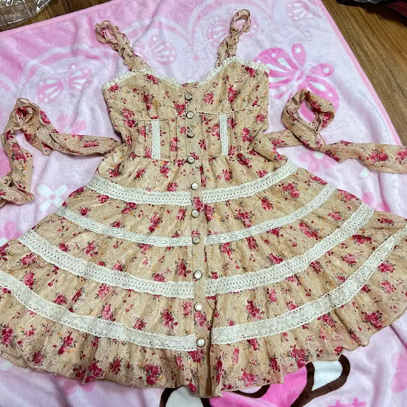 LIZLISA | 리즈리사 Liz Lisa ONEPIECE lizlisa mass-produced Dalcheongkkalhimekkalew lattekkalew y2k ...