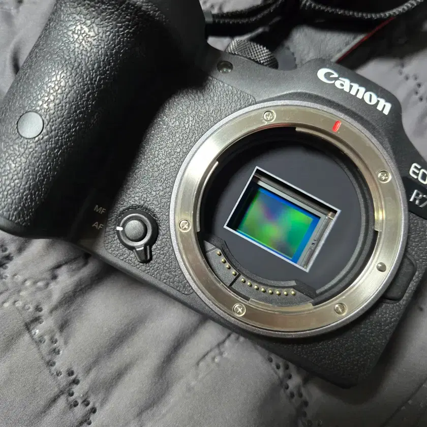 CANON | 캐논 Canon R7 Full Box + Canon RF-S 18-150mm on Bunjang Global Site.