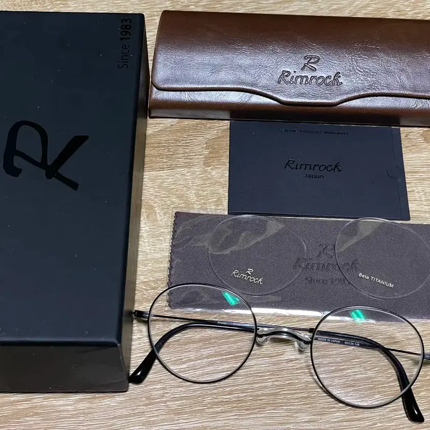 Rimrock R120 black color for sale. on Bunjang Global Site.