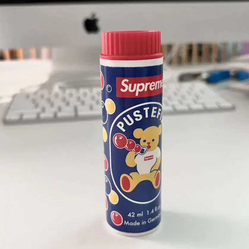 I'm selling genuine Supreme soap bubbles on Bunjang Global Site.