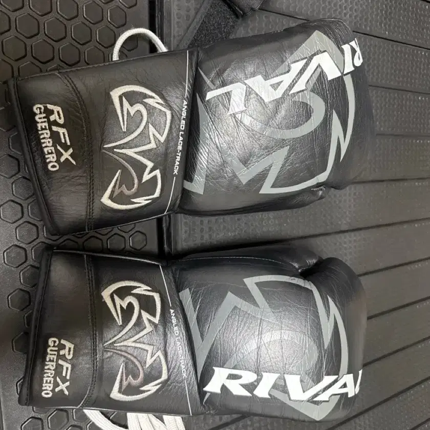 Rival RFX Guerrero Pro Fight SF-F 10oz #라이벌,#글러브,#10온스,#게레로,#복싱 on ...