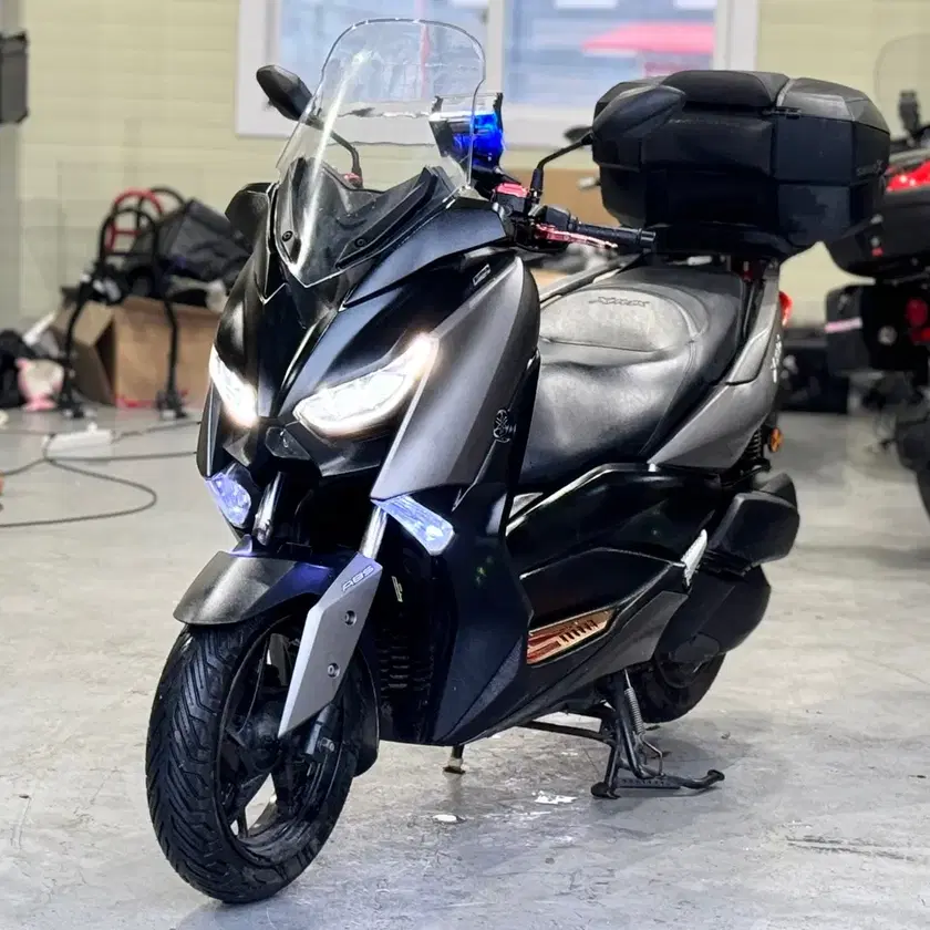 YAMAHA | 야마하 Yamaha XMAX 300 2017 / 70,000 km / Setting vehicle for ...