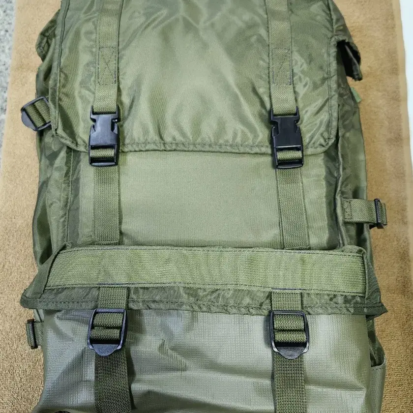 Harris Falcon II Radio Pack PRC 150 on Bunjang Global Site.