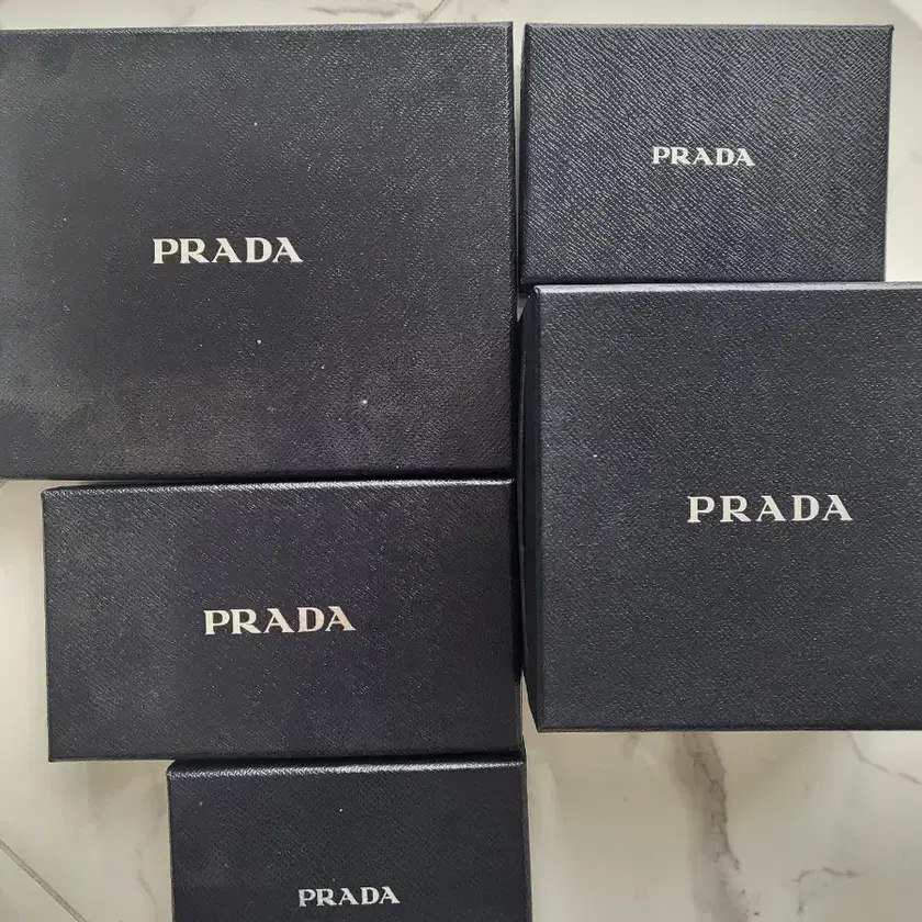 PRADA | 프라다 Five Prada gift boxes #루이비통,#에르메스,#샤넬,#디올 on Bunjang Global ...