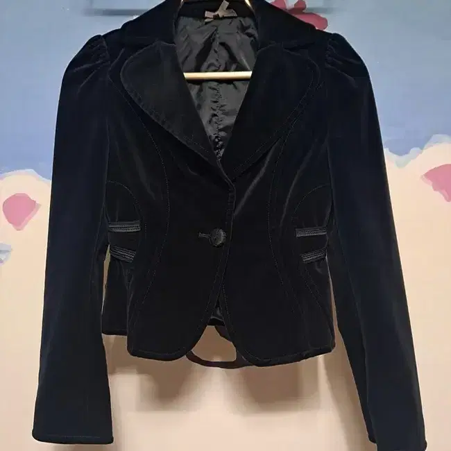 (55) Object One-button velvet short jacket set-up blazer #오브제자켓,#여성자켓,#셋업,#크롭자켓,#구제고고 on Bunjang ...