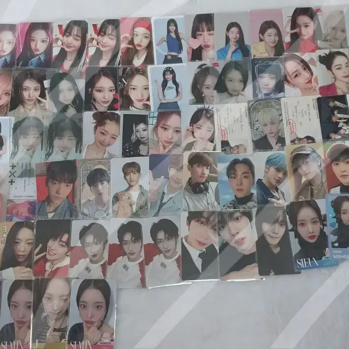 Ive, txt, seventeen, nct, new jeans, zb1, stayc photocard I'm selling! on Bunjang Global Site.