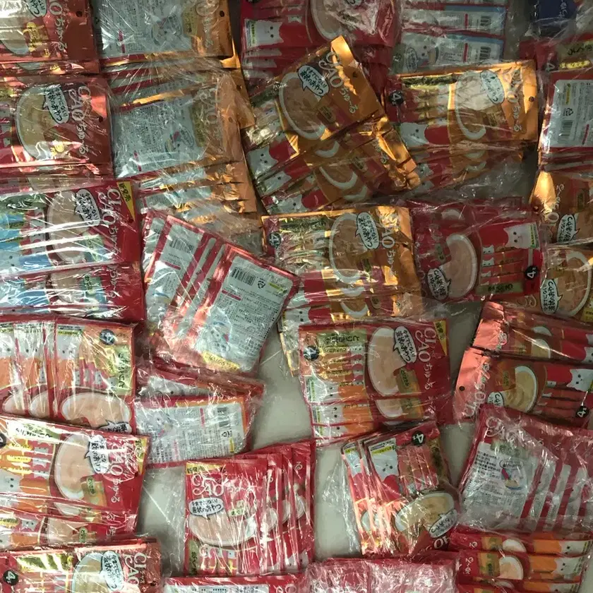 Cat Chuu's 100-pack bulk sale. We have a lot. on Bunjang Global Site.