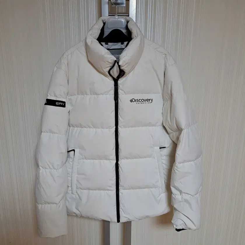 DISCOVERY EXPEDITION | 디스커버리 Discovery Padding 95 Men's Padding White ...