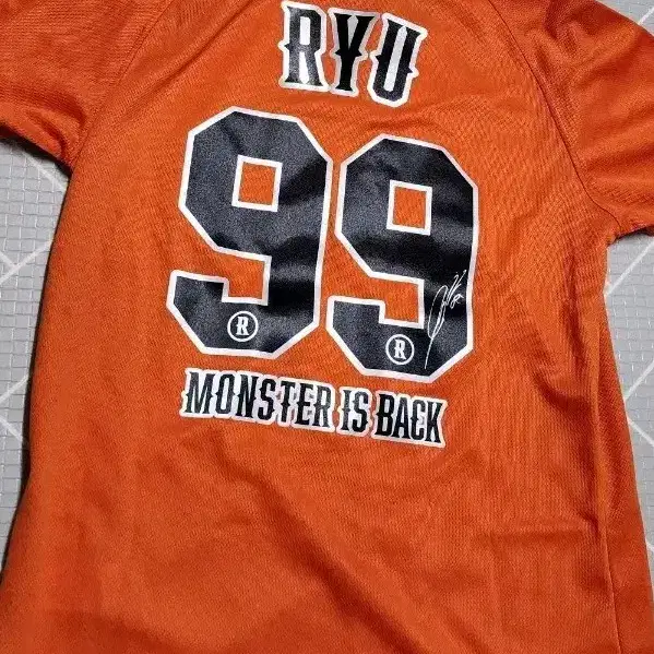 Final price) Hanwha Eagles Ryu Hyunjin jersey #한화이글스,#한화유니폼,#류현진,#kbo on Bunjang Global Site.