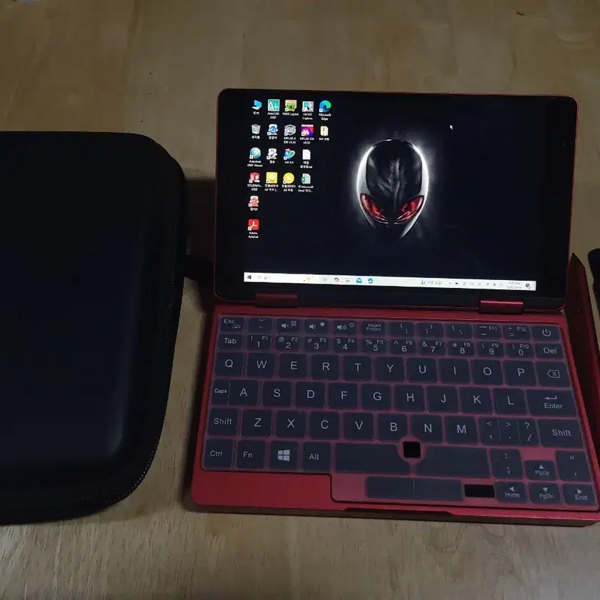 UMPC Small Notebook Mini Notebook Dual Core SSD512 Touch and Touch Pen on Bunjang Global Site.