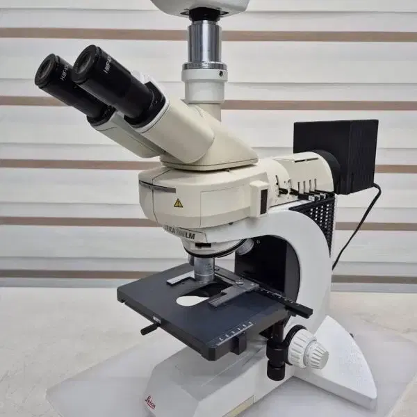 LEICA 020-520.708 DM LM microscope dc100 on Bunjang Global Site.
