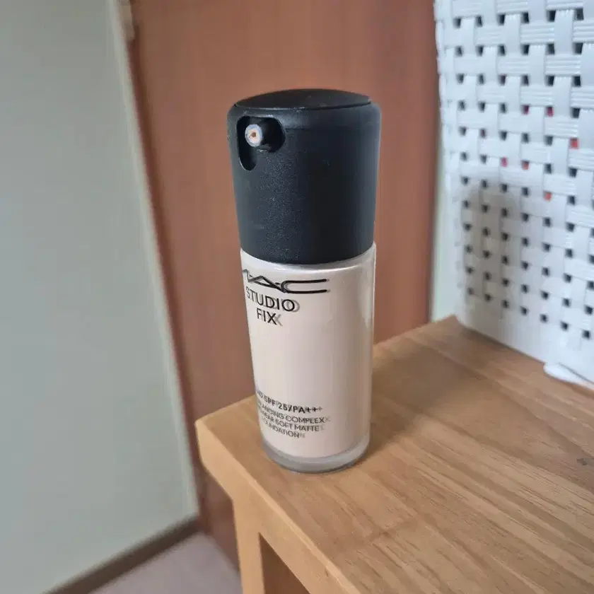 MAC | 맥 Mac Studio Fix Fluid Foundation N12 #바비브라운,#헤라,#샤넬,#파데 on ...