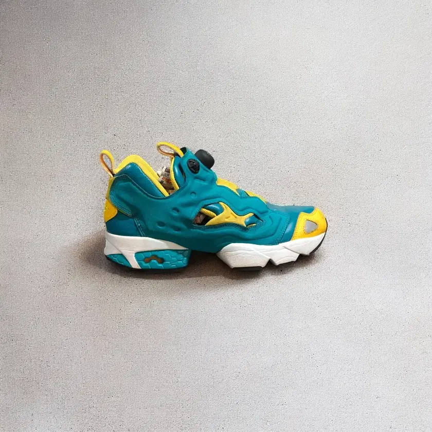 REEBOK | 리복 Reebok Insta Pump Fury Color Pop 250 on Bunjang Global Site.