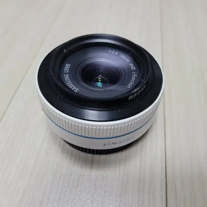 SAMSUNG | 삼성 Samsung NX 16mm f2.4 prime lens for mirrorless cameras on ...