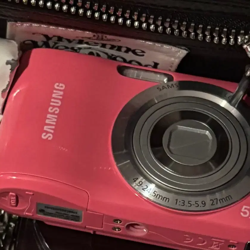 SAMSUNG | 삼성 Samsung VLUU ES30 Digital Camera Classic on Bunjang Global Site.