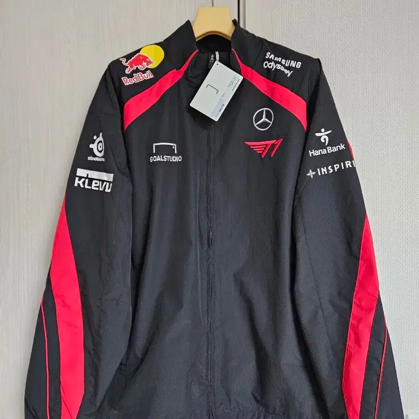 SKT T1 2024 LCK Summer Uniform Jacket XXL New on Bunjang Global Site.