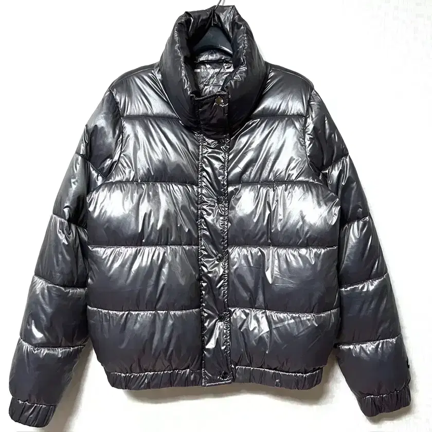 DKNY | dkny [M, 95] DKNY Women's Short Padded Jacket on Bunjang Global Site.