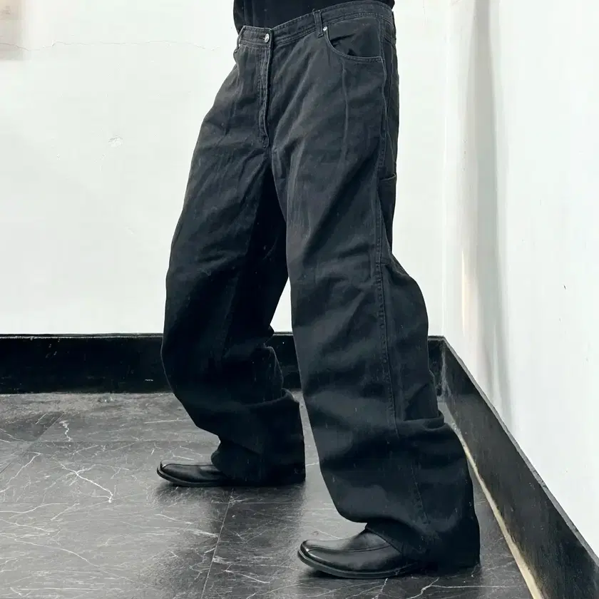 Harley-Davidson Wide Carpenter Black Jin #할리데이비슨 on Bunjang Global Site.